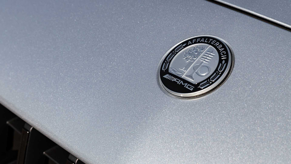 全新梅赛德斯-AMG C 63官图发布，搭混动系统，百公里加速3.4秒-爱卡汽车爱咖号